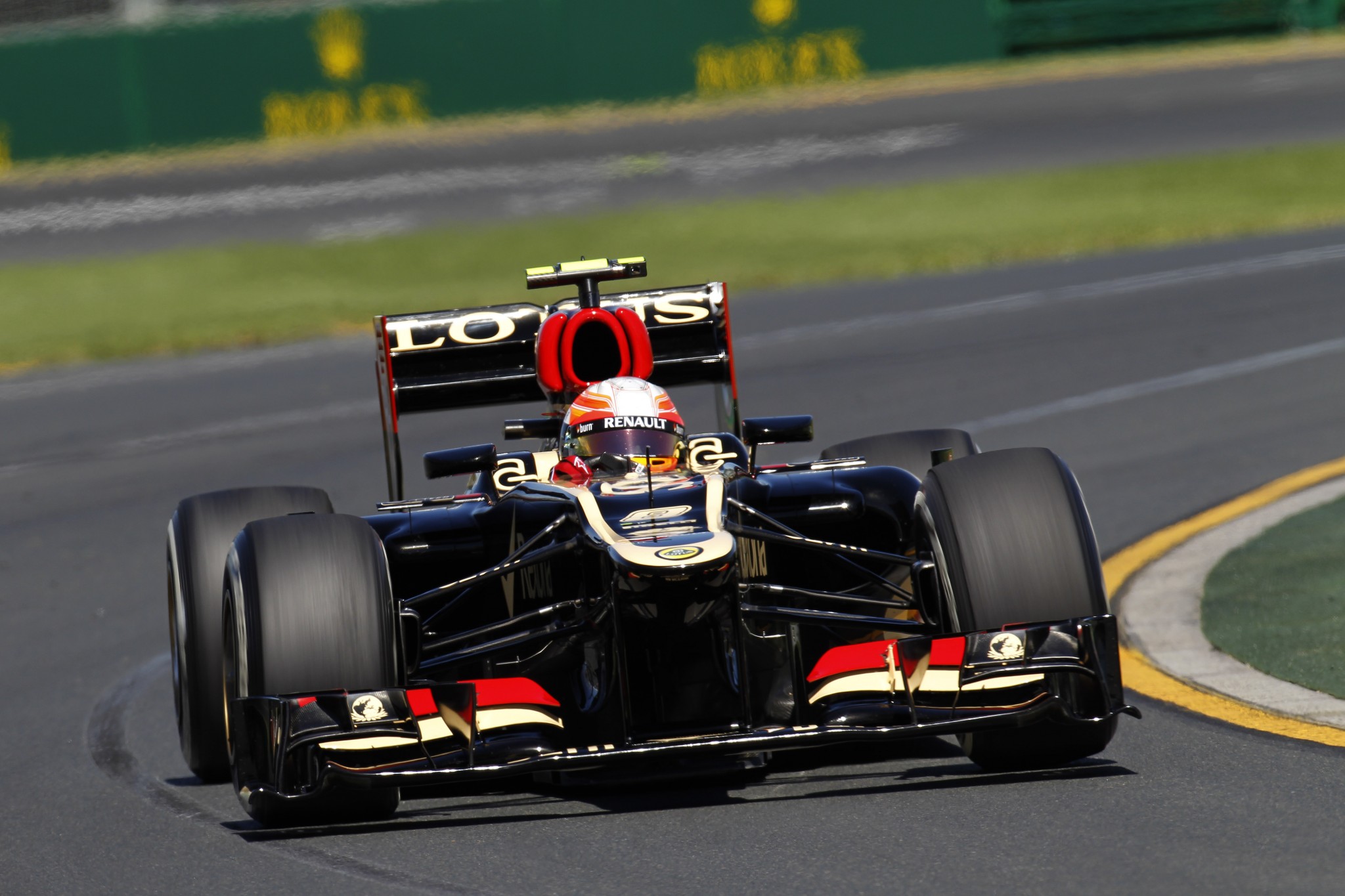 Lotus F1 Team Australian GP Friday Practice SELOC Lotus F1 Team Australian GP Friday Practice SELOC